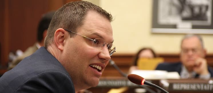 Fossil fuels boost revenue outlook, but add more budget volatility ...