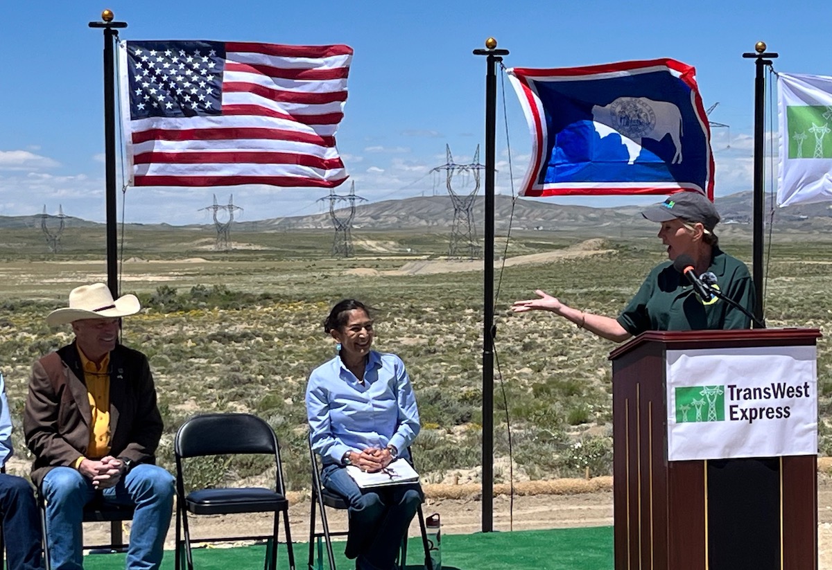 Feds offer alternate route for new power lines in Wyoming - WyoFile