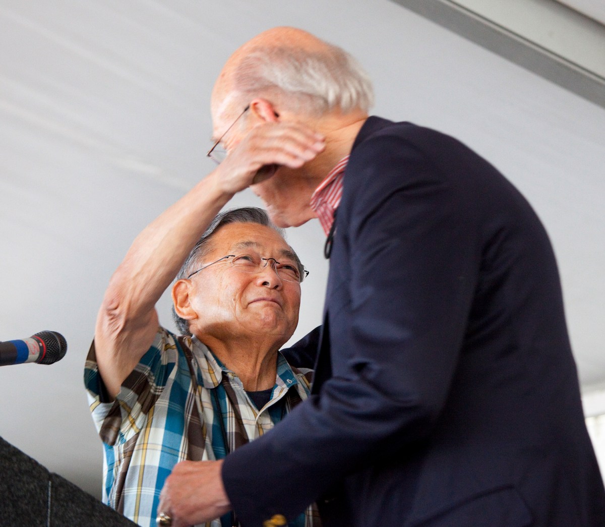 Friendship across barbed wire: Mineta-Simpson exhibit underway at Heart ...