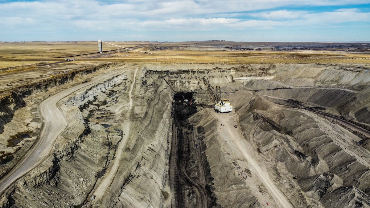 Arch Resources, Campbell County look to repurpose coal facilities ahead of mine closures - WyoFile