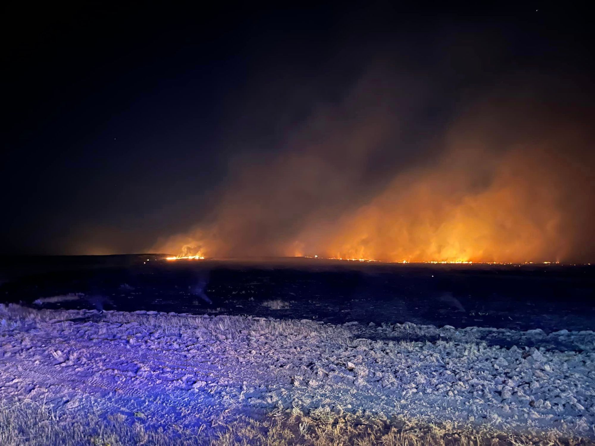 Wildfire burns 163,000 acres in northern Wyoming, forcing evacuations ...
