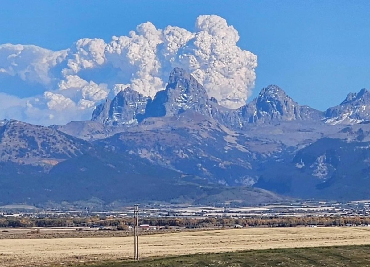 Evacuations ordered as two Wyoming wildfires explode - WyoFile