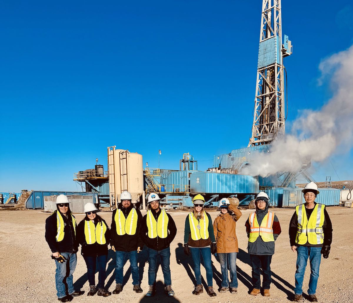 Crews drilled 3 miles deep in Wyoming, hoping to tap emerging CO2 ...