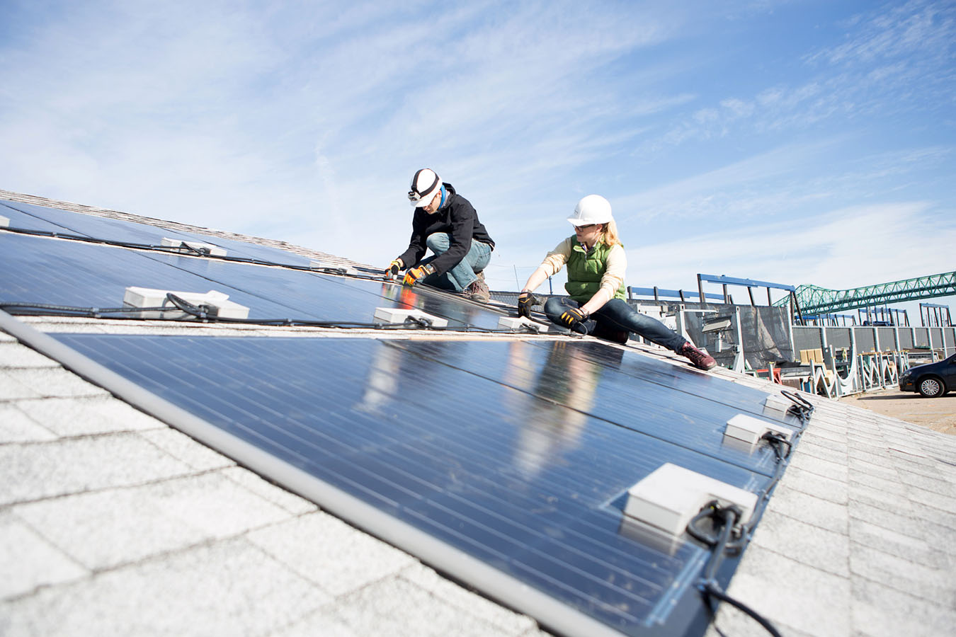 Lawmakers pull the cord on plug-in solar bill - WyoFile
